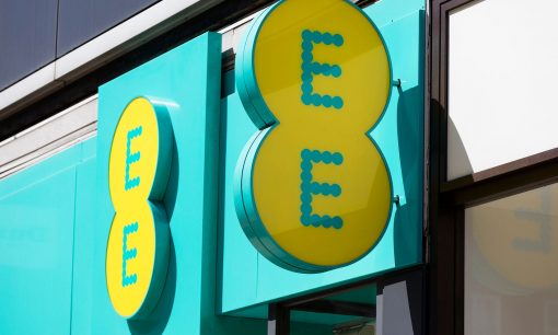 Complete Guide: EE SIM Card & eSIM for Visitors 2025